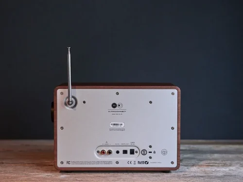 Revo SuperConnect Radio Streamer - Audiohuis Delft